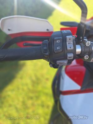 Honda CRF 1000 2018 in Tallinn, with an engine capacity of 0.00 L and mileage of 60 thousand km for 9400 €, photo 7 on AUTOMOTO.COM.LV