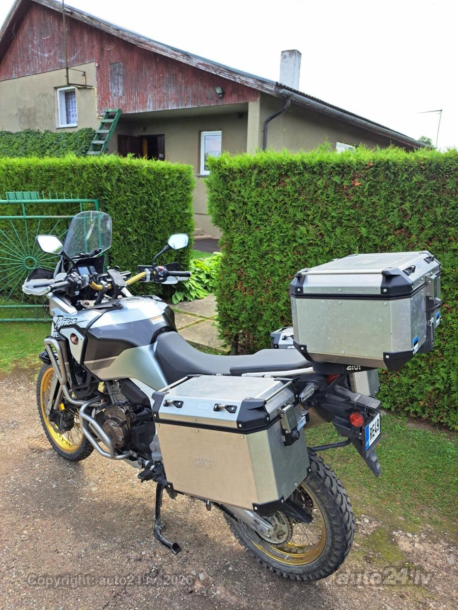 Honda CRF 1000 2019 in Tartu, with an engine capacity of 1.00 L and mileage of 28 thousand km for 10200 €, photo 5 on AUTOMOTO.COM.LV