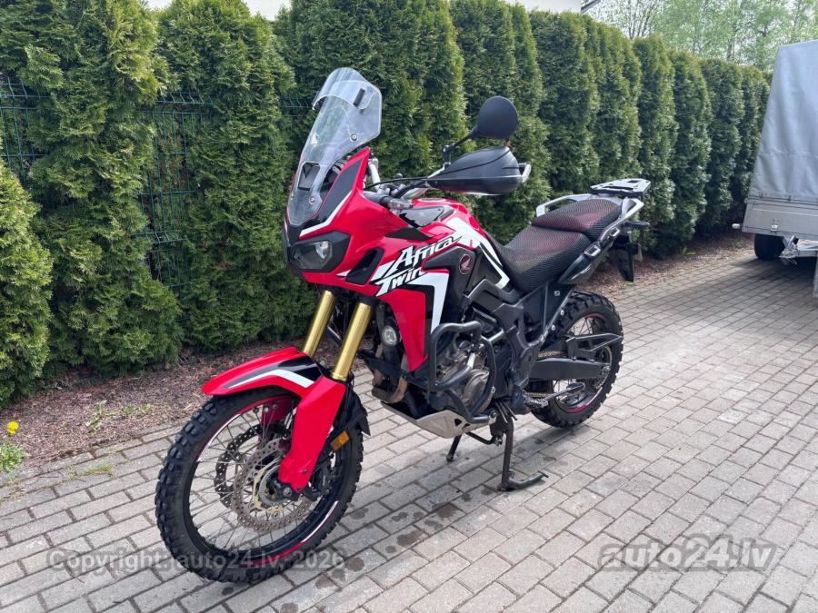 Sarkans Honda CRF 1000 2016 Tallina, ar dzinēja tilpumu 1.00 L un nobraukumu 64 tūkst. km par 7199 €, foto 1 vietnē AUTOMOTO.COM.LV