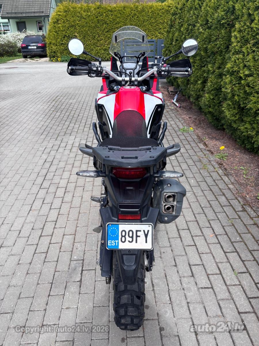 Sarkans Honda CRF 1000 2016 Tallina, ar dzinēja tilpumu 1.00 L un nobraukumu 64 tūkst. km par 7199 €, foto 9 vietnē AUTOMOTO.COM.LV