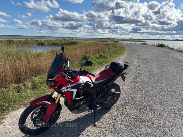 Sarkans Honda CRF 1000 2016 Tallina, ar dzinēja tilpumu 1.00 L un nobraukumu 64 tūkst. km par 7199 €, foto 9 vietnē AUTOMOTO.COM.LV