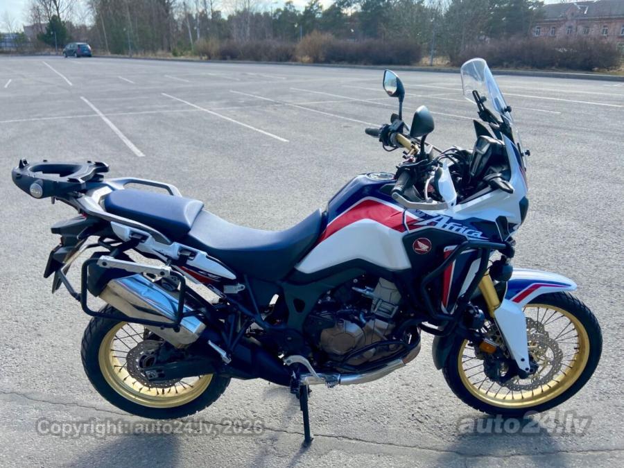 Balts Honda CRF 1000 2016 Tallina, ar dzinēja tilpumu 1.00 L un nobraukumu 38 tūkst. km par 8800 €, foto 13 vietnē AUTOMOTO.COM.LV