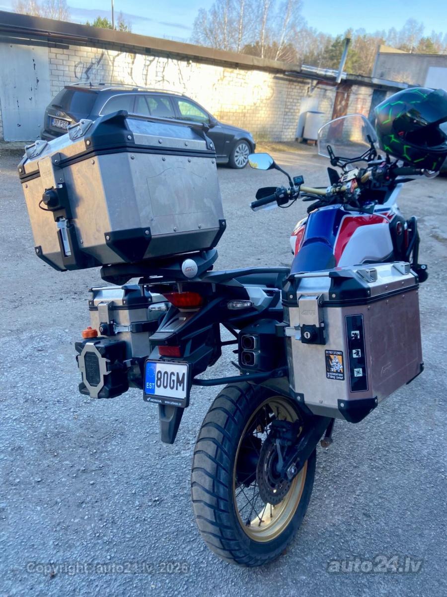 Balts Honda CRF 1000 2016 Tallina, ar dzinēja tilpumu 1.00 L un nobraukumu 38 tūkst. km par 8800 €, foto 17 vietnē AUTOMOTO.COM.LV