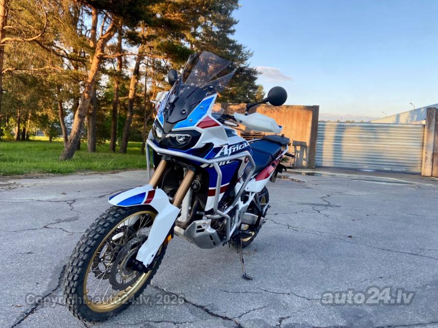 Balts Honda CRF 1000 2018 Tallina, ar dzinēja tilpumu 1.00 L un nobraukumu 44 tūkst. km par 8800 €, foto 7 vietnē AUTOMOTO.COM.LV