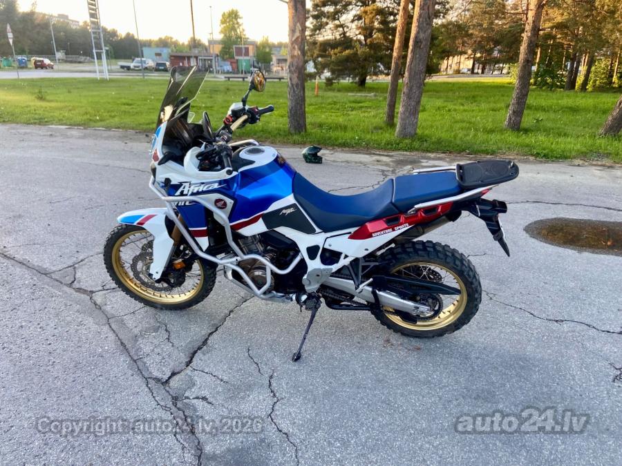 Balts Honda CRF 1000 2018 Tallina, ar dzinēja tilpumu 1.00 L un nobraukumu 44 tūkst. km par 8800 €, foto 9 vietnē AUTOMOTO.COM.LV