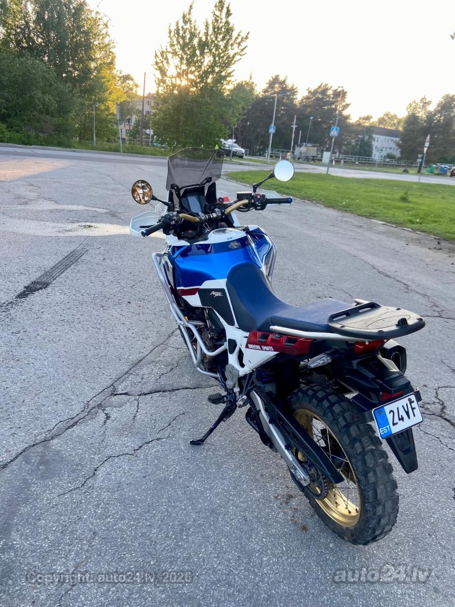 Balts Honda CRF 1000 2018 Tallina, ar dzinēja tilpumu 1.00 L un nobraukumu 44 tūkst. km par 8800 €, foto 11 vietnē AUTOMOTO.COM.LV
