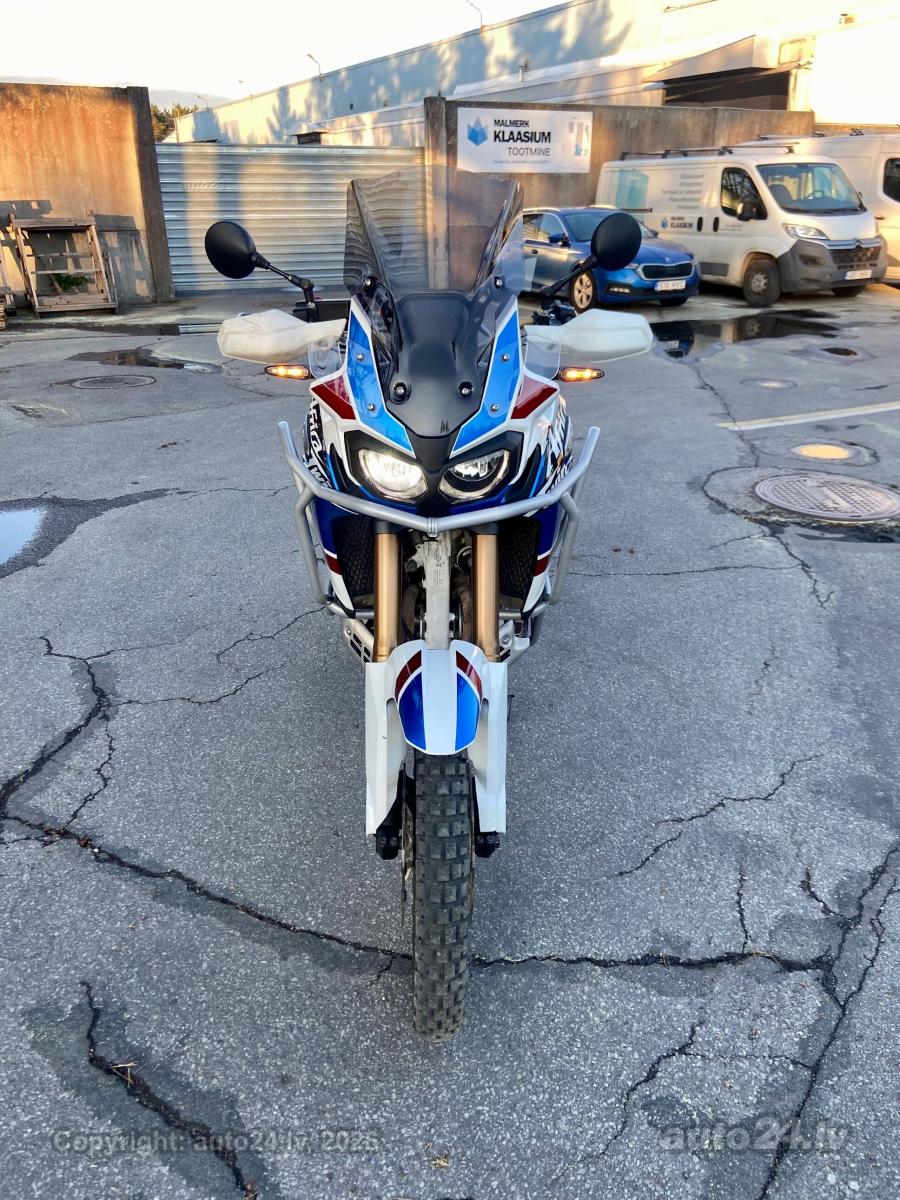 Balts Honda CRF 1000 2018 Tallina, ar dzinēja tilpumu 1.00 L un nobraukumu 44 tūkst. km par 8800 €, foto 15 vietnē AUTOMOTO.COM.LV