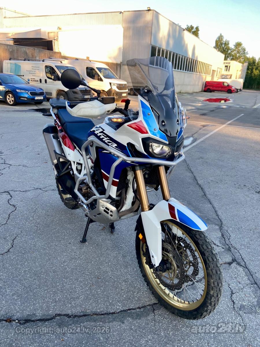 Balts Honda CRF 1000 2018 Tallina, ar dzinēja tilpumu 1.00 L un nobraukumu 44 tūkst. km par 8800 €, foto 22 vietnē AUTOMOTO.COM.LV