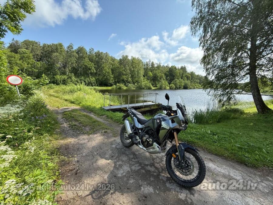 Grey Honda CRF 1100 2025 in Tallinn, with an engine capacity of 0.00 L and mileage of 6 thousand km for 20500 €, photo 1 on AUTOMOTO.COM.LV
