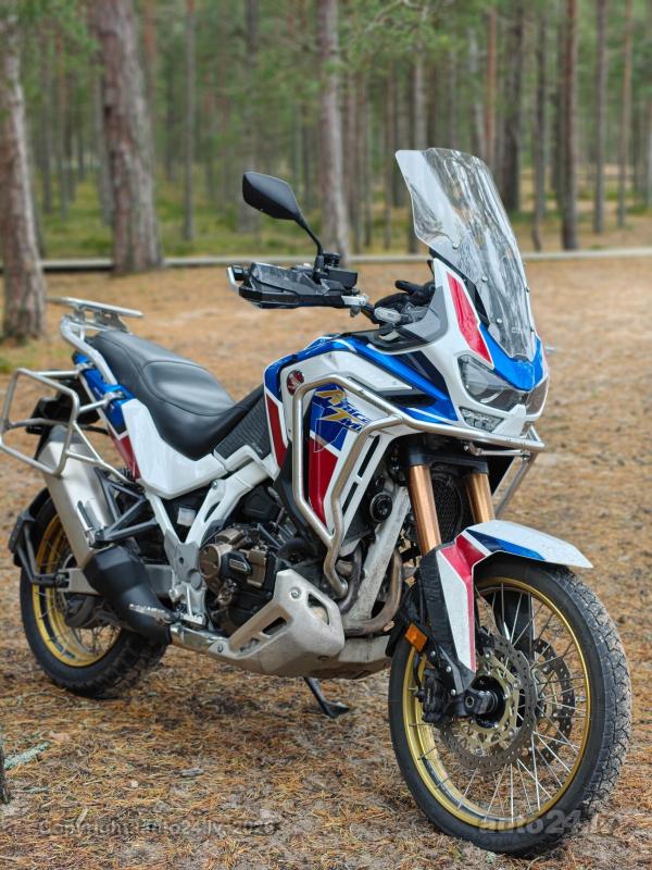 Honda CRF 1100 2020 Tallina, ar dzinēja tilpumu 1.08 L un nobraukumu 49 tūkst. km par 12500 €, foto 6 vietnē AUTOMOTO.COM.LV