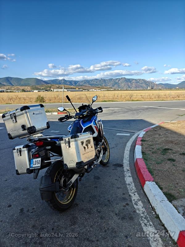 Honda CRF 1100 2020 Tallina, ar dzinēja tilpumu 1.08 L un nobraukumu 49 tūkst. km par 12500 €, foto 9 vietnē AUTOMOTO.COM.LV