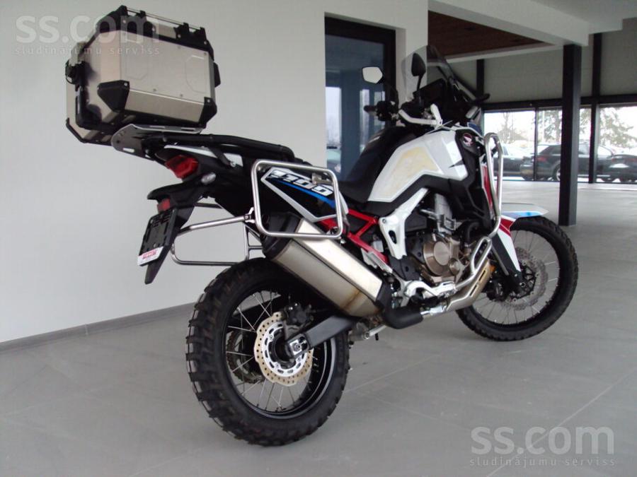Honda CRF 1100 2022 Rīga, ar dzinēja tilpumu 1.08 L un nobraukumu 0 tūkst. km par 13000 €, foto 4 vietnē AUTOMOTO.COM.LV