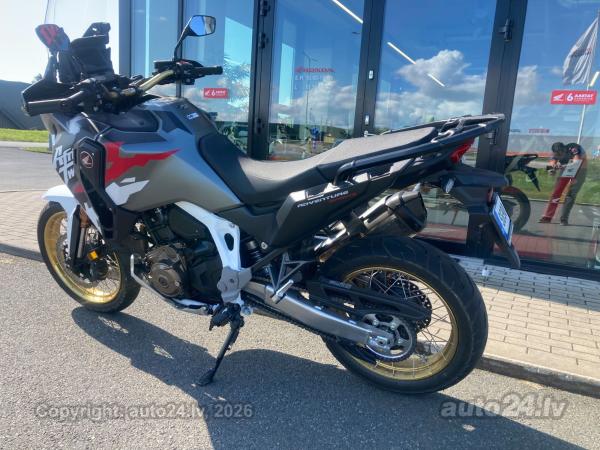 Honda CRF 1100 2026 in Tallinn, with an engine capacity of 0.00 L and mileage of 0 thousand km for 18590 €, photo 5 on AUTOMOTO.COM.LV