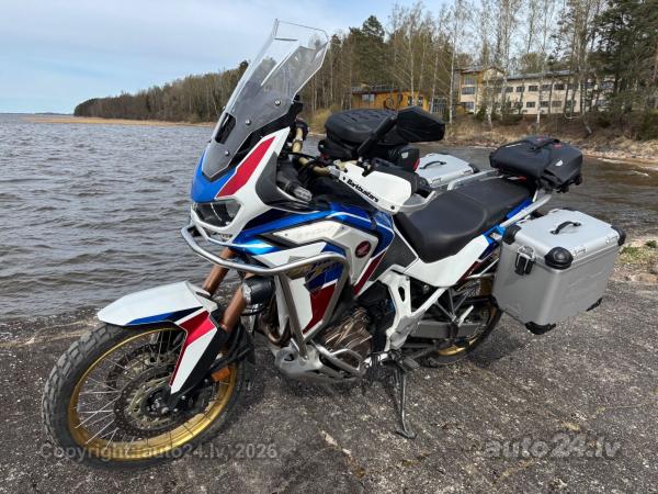 Balts Honda CRF 1100 2020 Tartu, ar dzinēja tilpumu 1.08 L un nobraukumu 49 tūkst. km par 12999 €, foto 4 vietnē AUTOMOTO.COM.LV