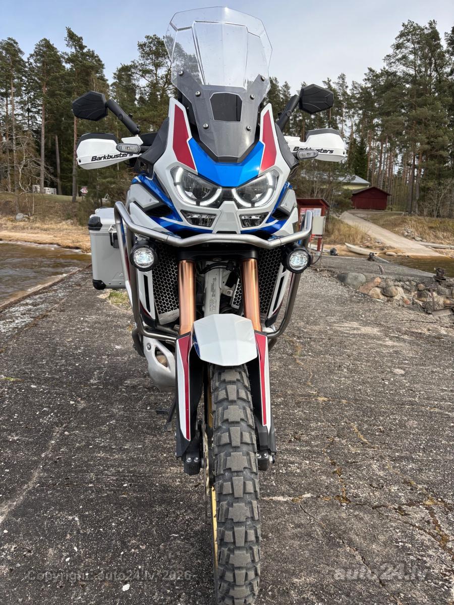 Белый Хонда CRF 1100 2020 в Тарту, объемом двигателя 1.08 л и пробегом 49 тыс. км за 12999 €, фото 12 на AUTOMOTO.COM.LV