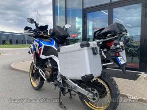 White Honda CRF 1100 2020 in Tallinn, with an engine capacity of 1.08 L and mileage of 49 thousand km for 11490 €, photo 18 on AUTOMOTO.COM.LV