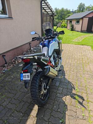 Balts Honda CRF 1100 2023 Tallina, ar dzinēja tilpumu 1.08 L un nobraukumu 4 tūkst. km par 12500 €, foto 5 vietnē AUTOMOTO.COM.LV