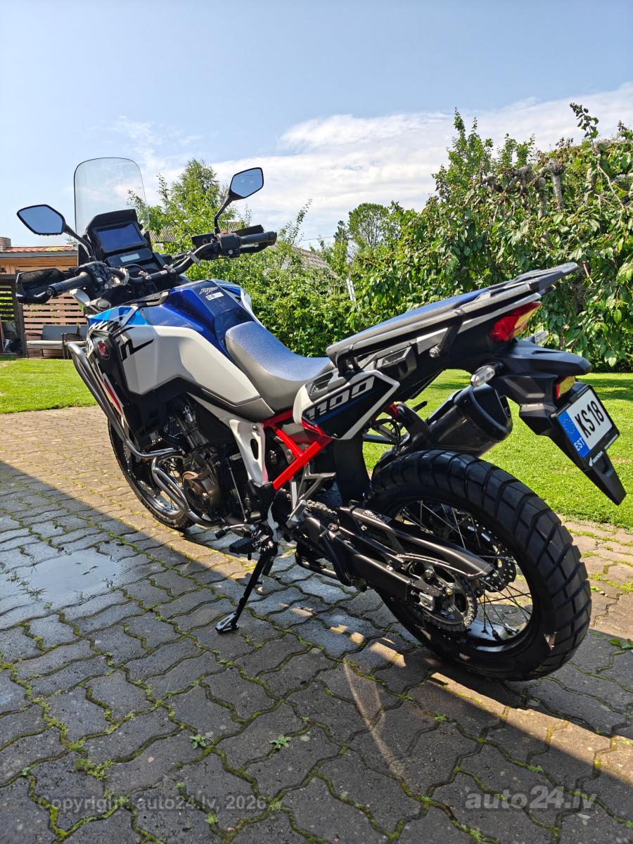 Balts Honda CRF 1100 2023 Tallina, ar dzinēja tilpumu 1.08 L un nobraukumu 4 tūkst. km par 12500 €, foto 7 vietnē AUTOMOTO.COM.LV