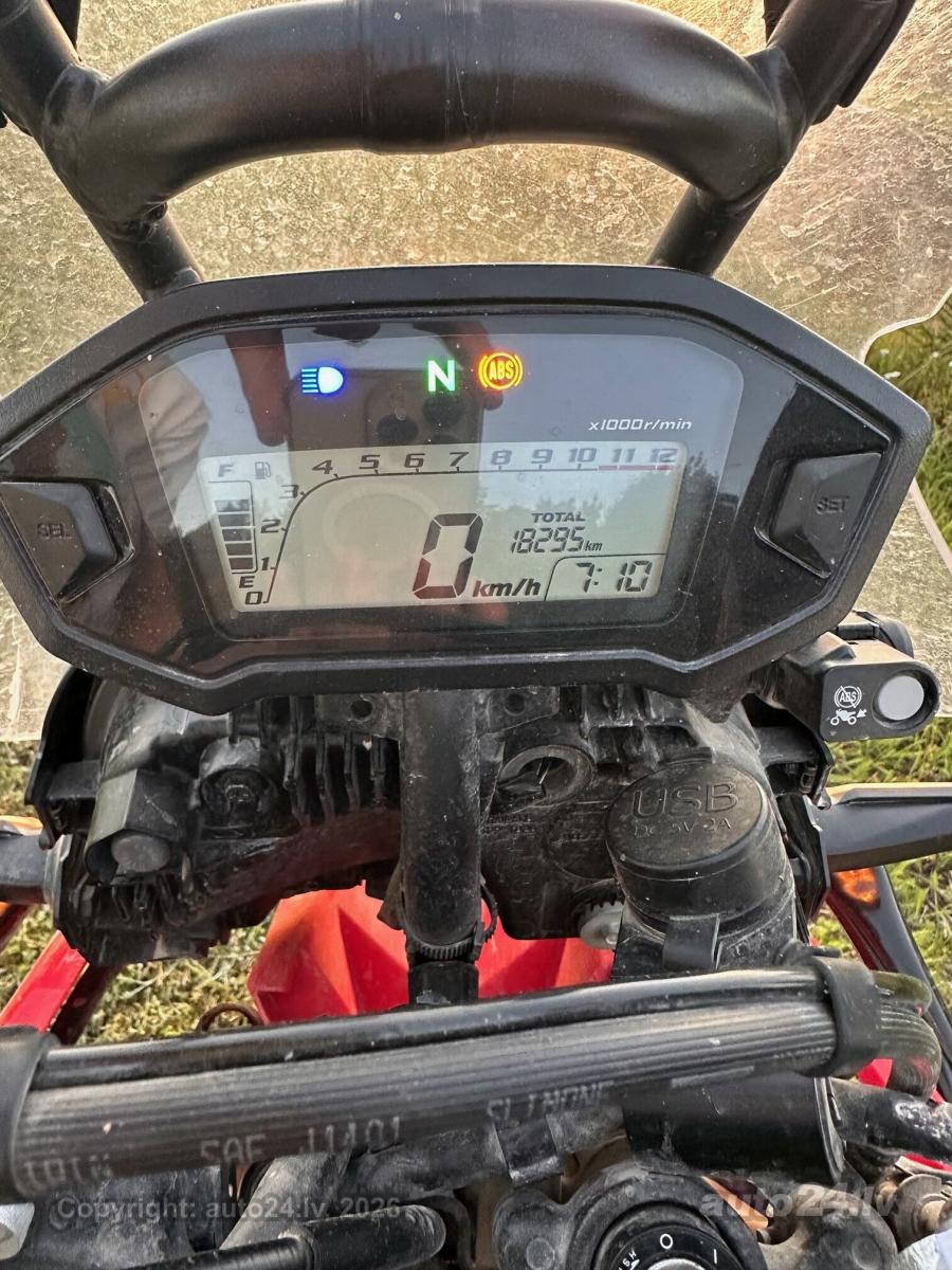 Black Honda CRF 250 2019 in Tallinn, with an engine capacity of 0.25 L and mileage of 18 thousand km for 3900 €, photo 9 on AUTOMOTO.COM.LV