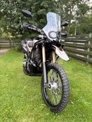 Pelēks Honda CRF 250 2020 Tallina, ar dzinēja tilpumu 0.25 L un nobraukumu 7 tūkst. km par 4700 €, foto 5 vietnē AUTOMOTO.COM.LV