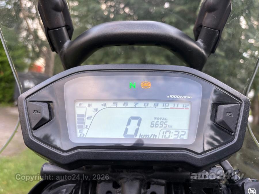 Pelēks Honda CRF 250 2020 Tallina, ar dzinēja tilpumu 0.25 L un nobraukumu 7 tūkst. km par 4700 €, foto 7 vietnē AUTOMOTO.COM.LV