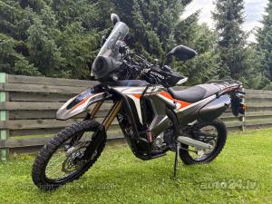 Pelēks Honda CRF 250 2020 Tallina, ar dzinēja tilpumu 0.25 L un nobraukumu 7 tūkst. km par 4700 €, foto 12 vietnē AUTOMOTO.COM.LV