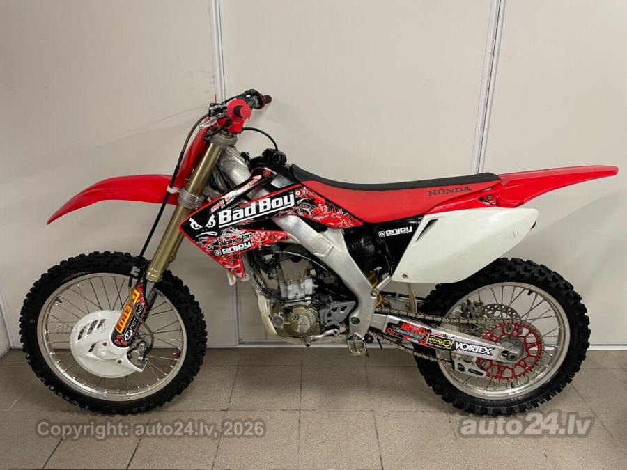 Хонда CRF 250 2007 в Таллин, объемом двигателя 0.00 л и пробегом 0 тыс. км за 1800 €, фото 2 на AUTOMOTO.COM.LV