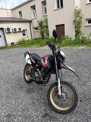Honda CRF 250 2014 Tallina, ar dzinēja tilpumu 0.25 L un nobraukumu 16 tūkst. km par 3350 €, foto 6 vietnē AUTOMOTO.COM.LV