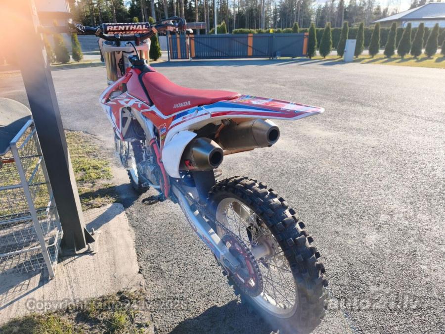 Хонда CRF 250 2017 в Таллин, объемом двигателя 0.25 л и пробегом 0 тыс. км за 3000 €, фото 2 на AUTOMOTO.COM.LV
