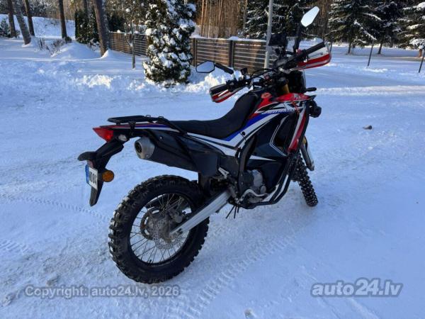 Honda CRF 250 2018 in Tallinn, with an engine capacity of 0.25 L and mileage of 0 thousand km for 3800 €, photo 3 on AUTOMOTO.COM.LV