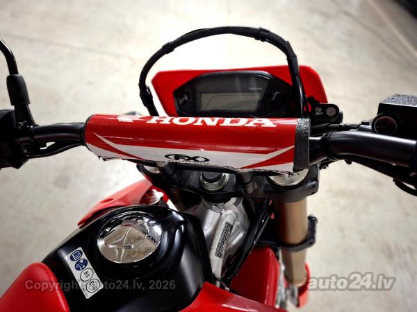 Хонда CRF 250 2019 в Таллин, объемом двигателя 0.00 л и пробегом 0 тыс. км за 1000 €, фото 8 на AUTOMOTO.COM.LV
