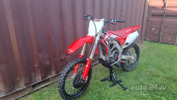 Honda CRF 250 2020 Tallina, ar dzinēja tilpumu 0.00 L un nobraukumu 0 tūkst. km par 4200 €, foto 4 vietnē AUTOMOTO.COM.LV