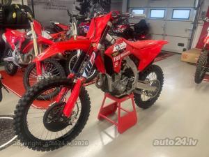 Хонда CRF 250 2024 в Таллин, объемом двигателя 0.25 л и пробегом 70 тыс. км за 5250 €, фото  на AUTOMOTO.COM.LV