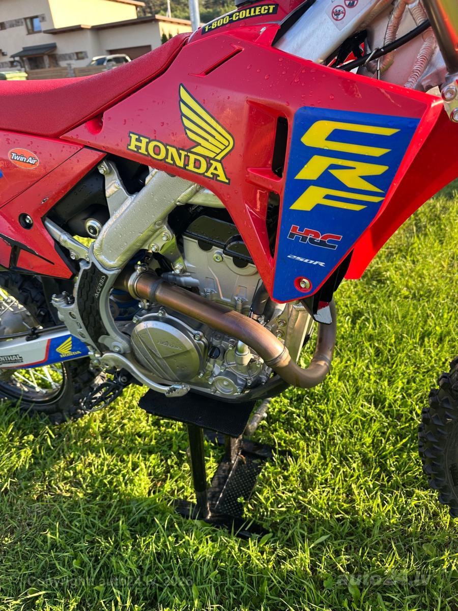 Хонда CRF 250 2026 в Таллин, объемом двигателя 0.25 л и пробегом 0 тыс. км за 8400 €, фото 8 на AUTOMOTO.COM.LV