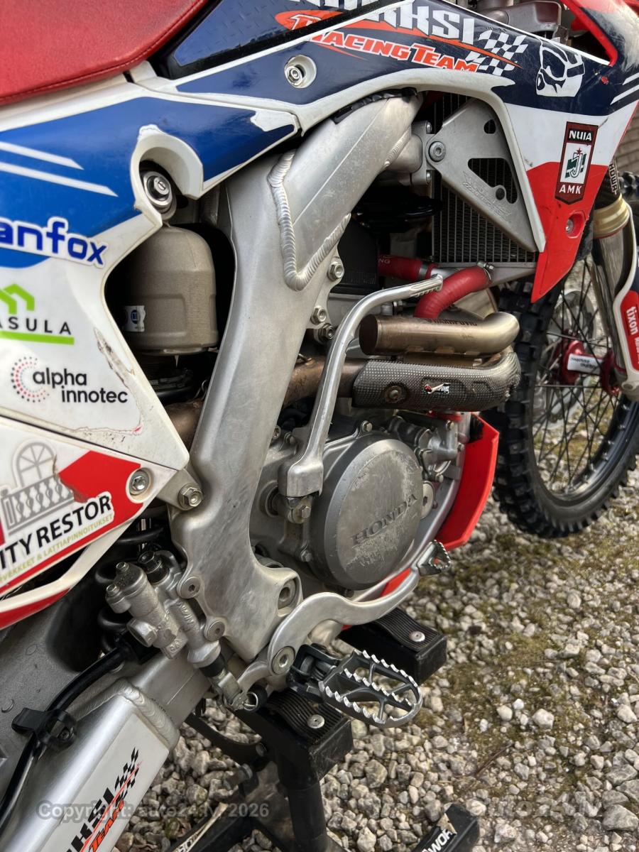 Red Honda CRF 250 2017 in Karksi-Nuia, with an engine capacity of 0.00 L and mileage of 180 thousand km for 2900 €, photo 6 on AUTOMOTO.COM.LV