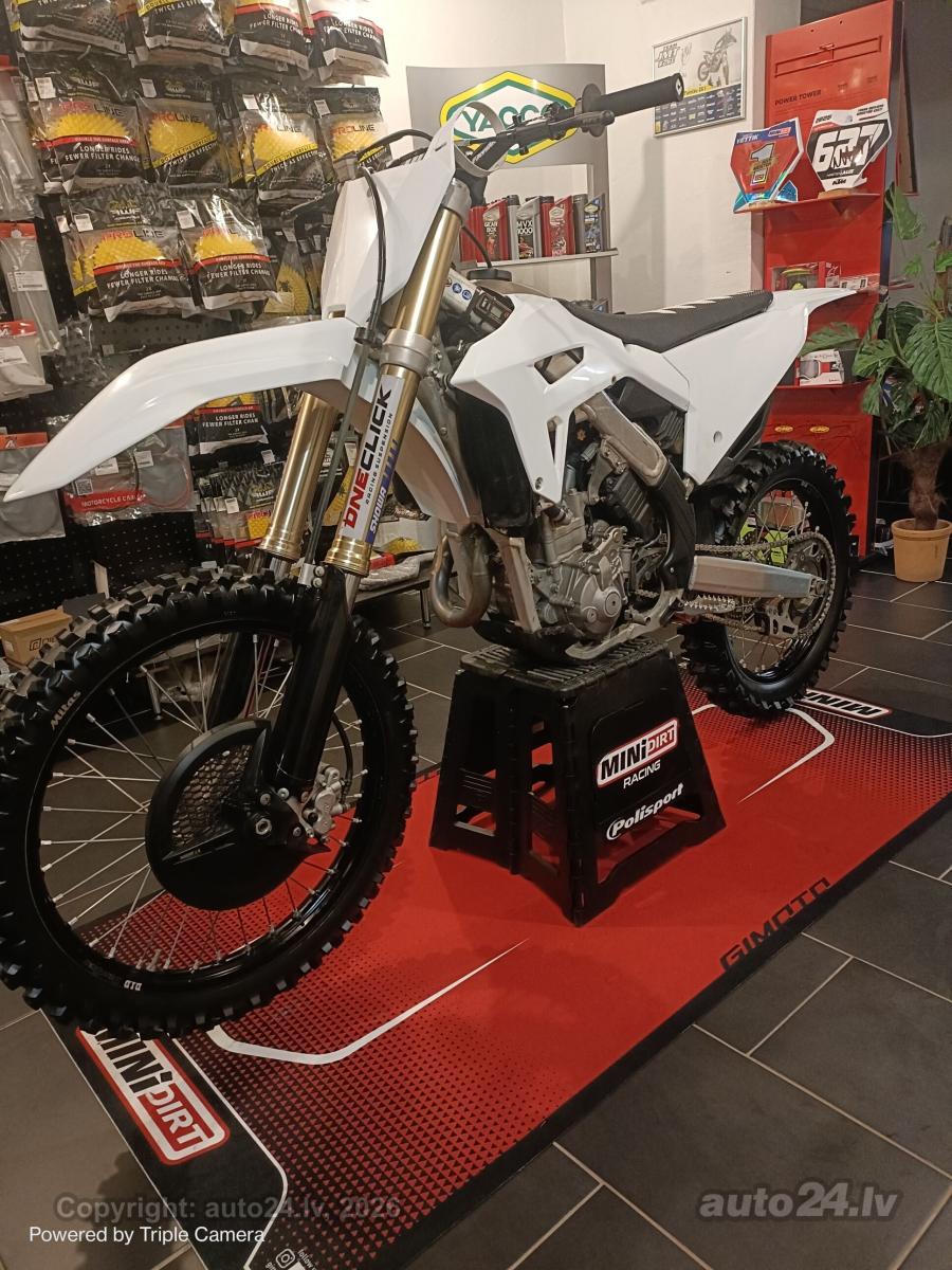 Белый Хонда CRF 250 2023 в Тюри, объемом двигателя 0.25 л и пробегом 0 тыс. км за 4800 €, фото 1 на AUTOMOTO.COM.LV