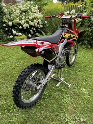 Хонда CRF 250R 2010 в Рига, объемом двигателя 0.25 л и пробегом 0 тыс. км за 3500 €, фото  на AUTOMOTO.COM.LV