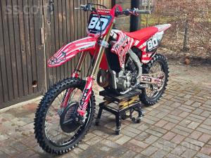 Honda CRF 250R 2022 in Riga, with an engine capacity of 0.25 L and mileage of 0 thousand km for 3950 €, photo 6 on AUTOMOTO.COM.LV
