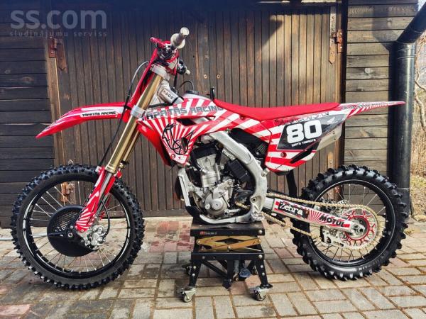 Honda CRF 250R 2022 in Riga, with an engine capacity of 0.25 L and mileage of 0 thousand km for 3950 €, photo 6 on AUTOMOTO.COM.LV