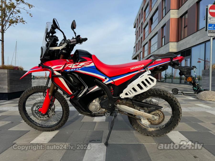 Черный Хонда CRF 300 2024 в Таллин, объемом двигателя 0.29 л и пробегом 7 тыс. км за 6900 €, фото 3 на AUTOMOTO.COM.LV