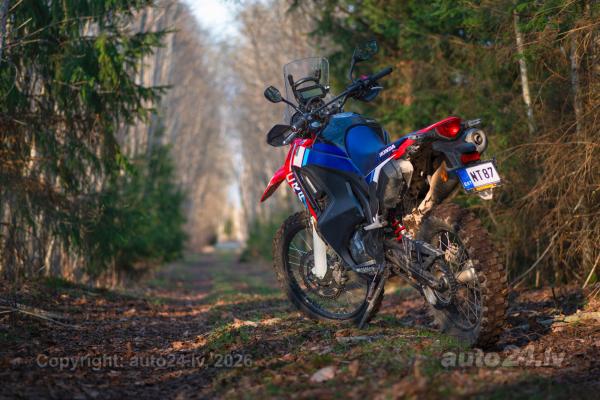 Черный Хонда CRF 300 2025 в Пайде, объемом двигателя 0.29 л и пробегом 3 тыс. км за 5700 €, фото 3 на AUTOMOTO.COM.LV