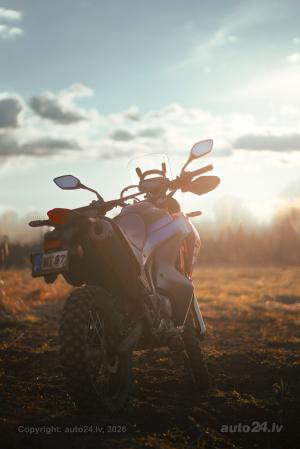 Черный Хонда CRF 300 2025 в Пайде, объемом двигателя 0.29 л и пробегом 3 тыс. км за 5700 €, фото 6 на AUTOMOTO.COM.LV