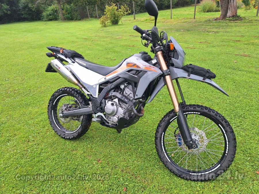 Grey Honda CRF 300 2023 in Valga, with an engine capacity of 0.30 L and mileage of 5 thousand km for 3800 €, photo 1 on AUTOMOTO.COM.LV