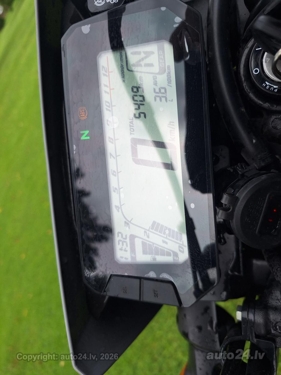 Grey Honda CRF 300 2023 in Valga, with an engine capacity of 0.30 L and mileage of 5 thousand km for 3800 €, photo 8 on AUTOMOTO.COM.LV