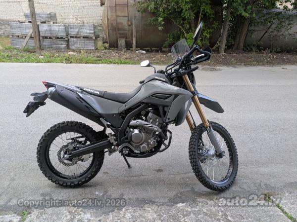Серый Хонда CRF 300 2025 в Таллин, объемом двигателя 0.29 л и пробегом 2 тыс. км за 5490 €, фото 3 на AUTOMOTO.COM.LV