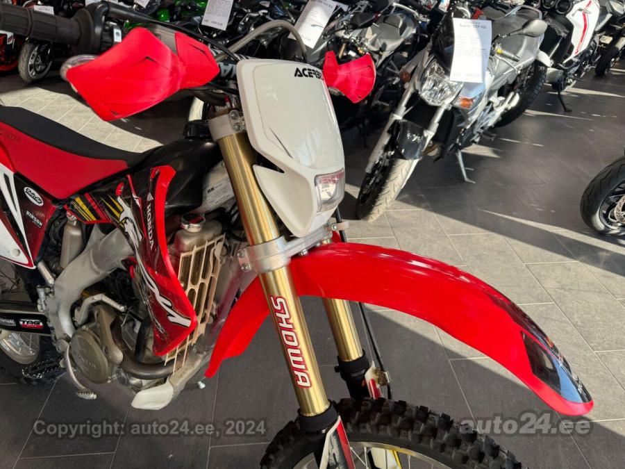 Honda CRF 300 2009 Tallina, ar dzinēja tilpumu 0.30 L un nobraukumu 14 tūkst. km par 2790 €, foto 6 vietnē AUTOMOTO.COM.LV