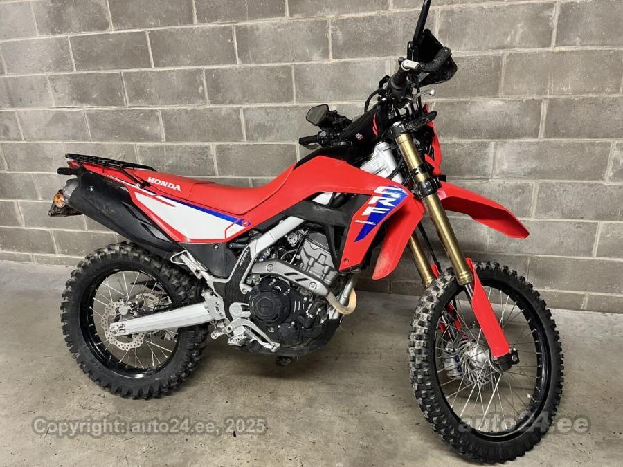 Хонда CRF 300 2025 в Таллин, объемом двигателя 0.29 л и пробегом 2 тыс. км за 5499 €, фото 4 на AUTOMOTO.COM.LV