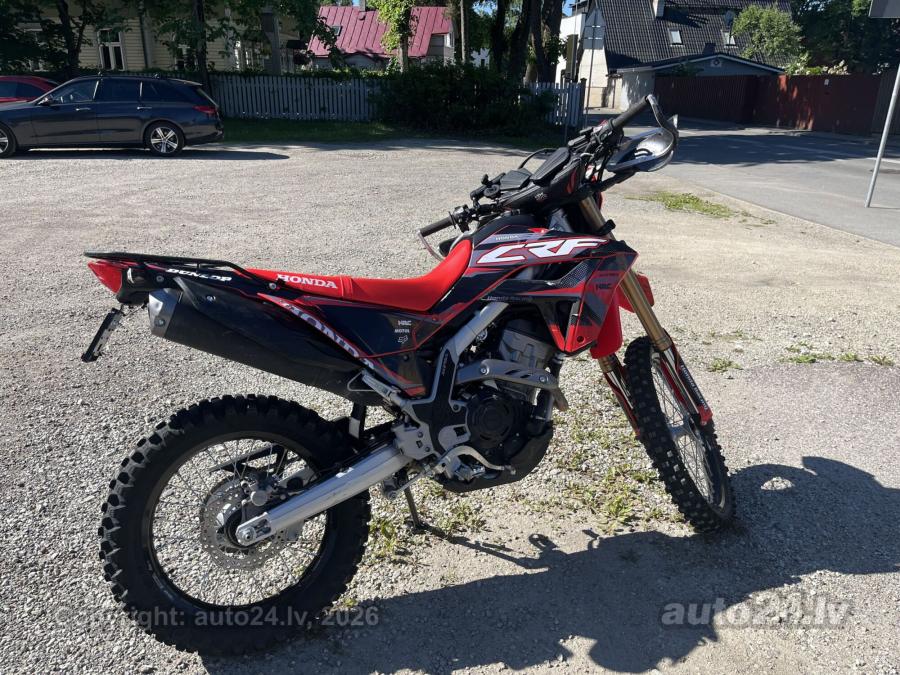 Хонда CRF 300 2025 в Таллин, объемом двигателя 0.29 л и пробегом 2 тыс. км за 5499 €, фото 9 на AUTOMOTO.COM.LV