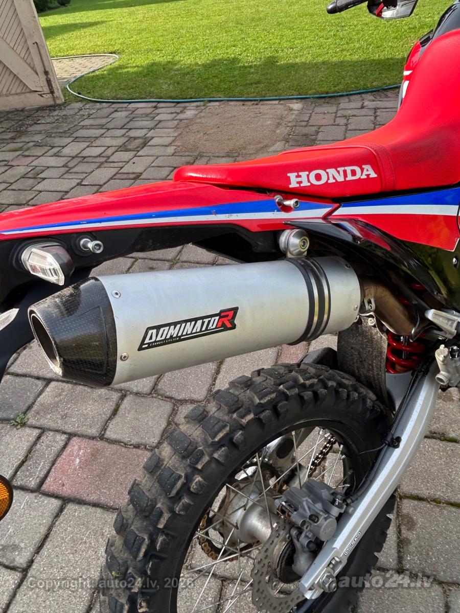 Sarkans Honda CRF 300 2024 Valmiera, ar dzinēja tilpumu 0.29 L un nobraukumu 10 tūkst. km par 5500 €, foto 8 vietnē AUTOMOTO.COM.LV