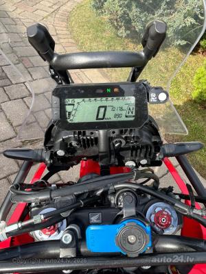 Sarkans Honda CRF 300 2024 Valmiera, ar dzinēja tilpumu 0.29 L un nobraukumu 10 tūkst. km par 5500 €, foto 11 vietnē AUTOMOTO.COM.LV